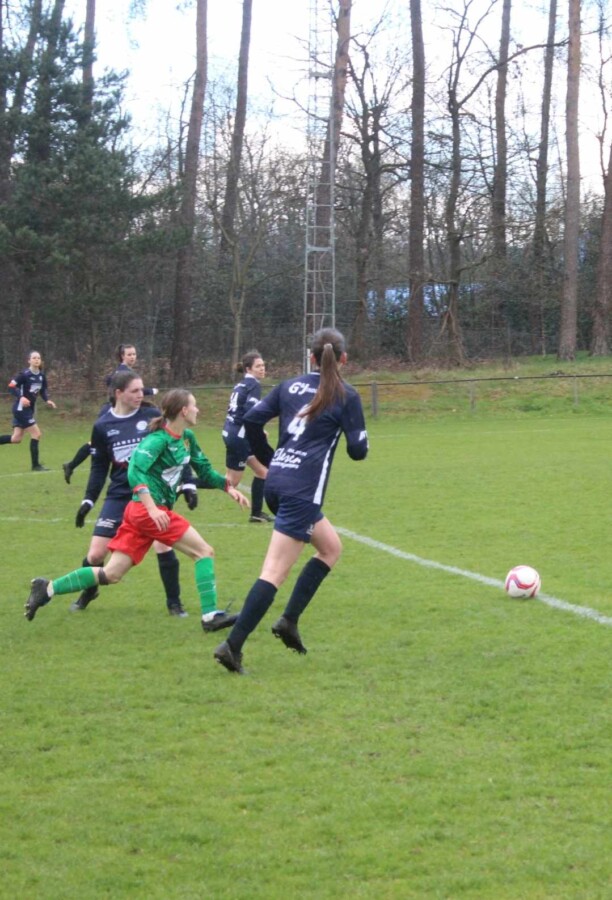 Speeldag 17: KFC Eksel Dames - Bilzen Youth 2-2 - KFC Eksel